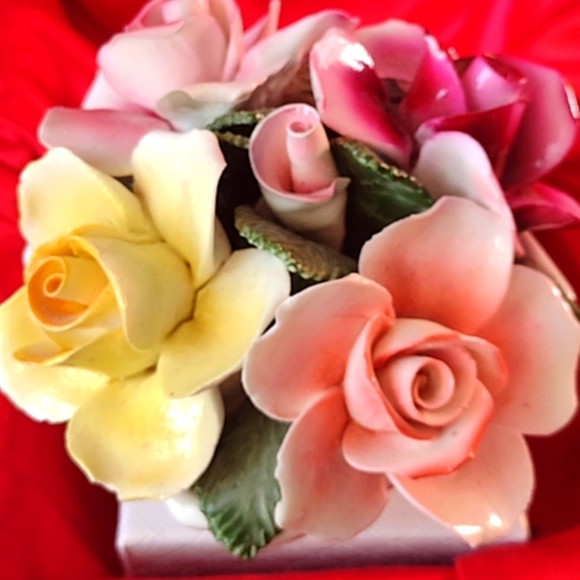 Straffordshire Bone China | Accents | Staffordshire Bone China Roses ...